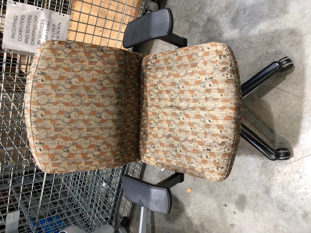 UCD AggieSurplus Store - Furniture