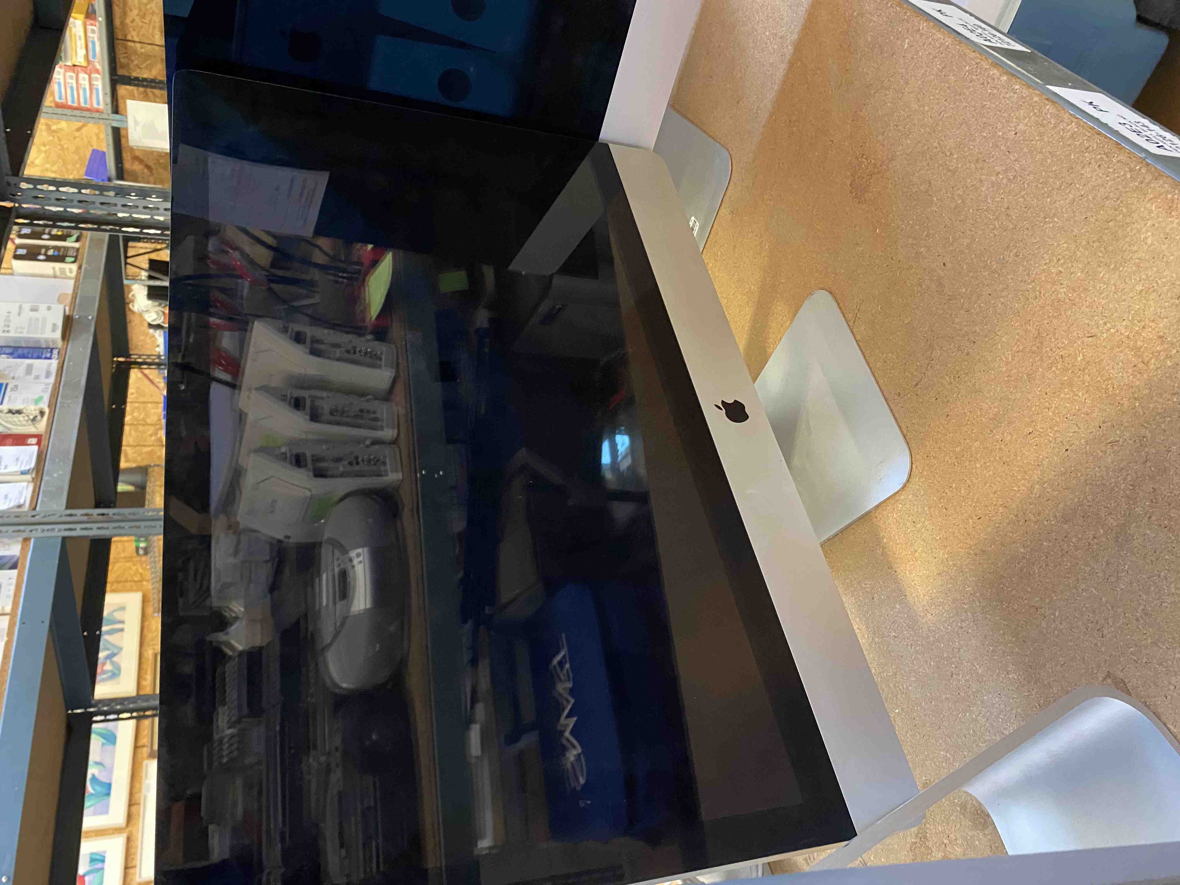 Apple iMac 10.1 (Late-2009) (300657)